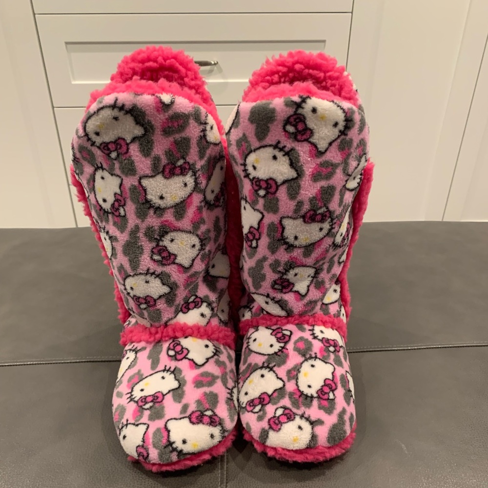 Hello Kitty Slipper/Boot - Gem
